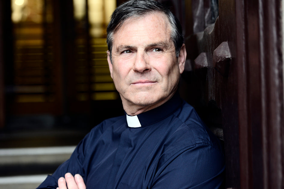 Exploring Clerical Collar Styles: History, Symbolism, and Options ...